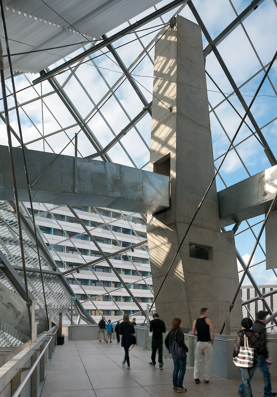 UFA Cinema Center — Coop Himmelb(l)au